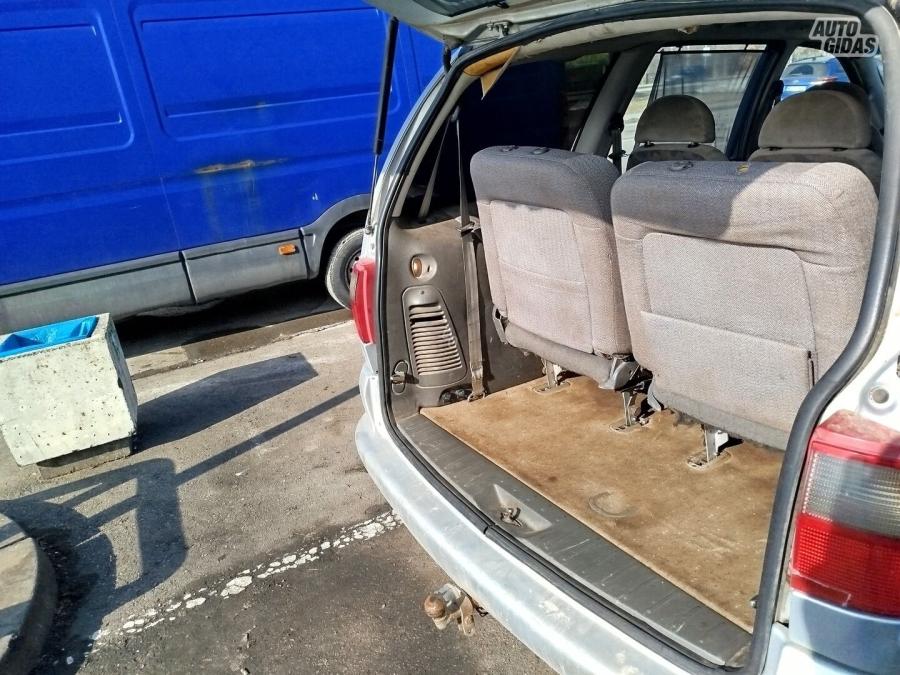 Ford Galaxy 1996 in Panevezys, with an engine capacity of 1.90 L and mileage of 290 thousand km for 750 €, photo 7 on AUTOMOTO.COM.LV