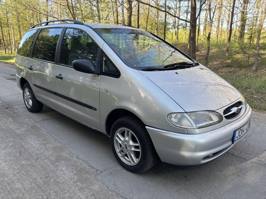 Ford Galaxy 1998 in Pasvalys, with an engine capacity of 2.30 L and mileage of 194 thousand km for 1350 €, photo 4 on AUTOMOTO.COM.LV