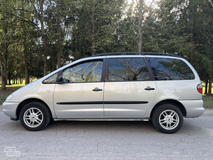 Ford Galaxy 1998 in Pasvalys, with an engine capacity of 2.30 L and mileage of 194 thousand km for 1350 €, photo 5 on AUTOMOTO.COM.LV