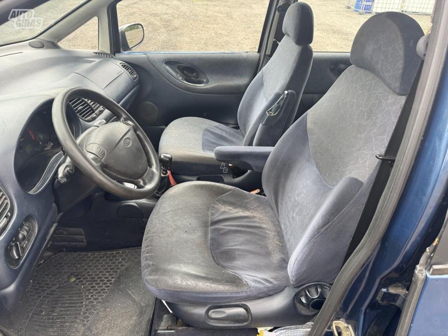 Ford Galaxy 1998 Viļņa, ar dzinēja tilpumu 1.90 L un nobraukumu 267 tūkst. km par 880 €, foto 14 vietnē AUTOMOTO.COM.LV