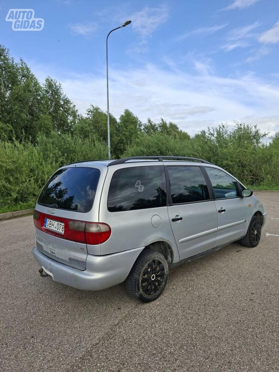 Ford Galaxy 1998 Radviliškis, ar dzinēja tilpumu 1.90 L un nobraukumu 436 tūkst. km par 900 €, foto 5 vietnē AUTOMOTO.COM.LV