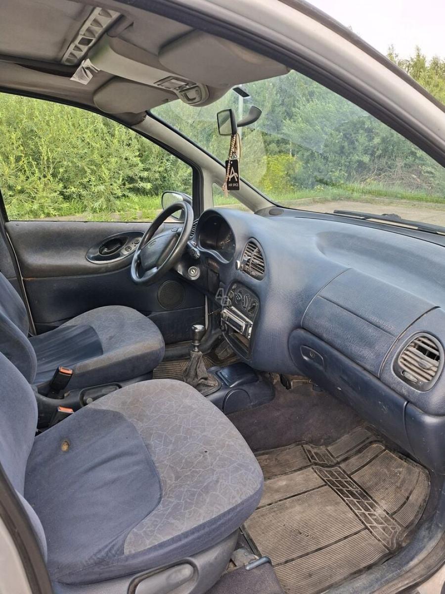 Ford Galaxy 1998 Radviliškis, ar dzinēja tilpumu 1.90 L un nobraukumu 436 tūkst. km par 900 €, foto 9 vietnē AUTOMOTO.COM.LV