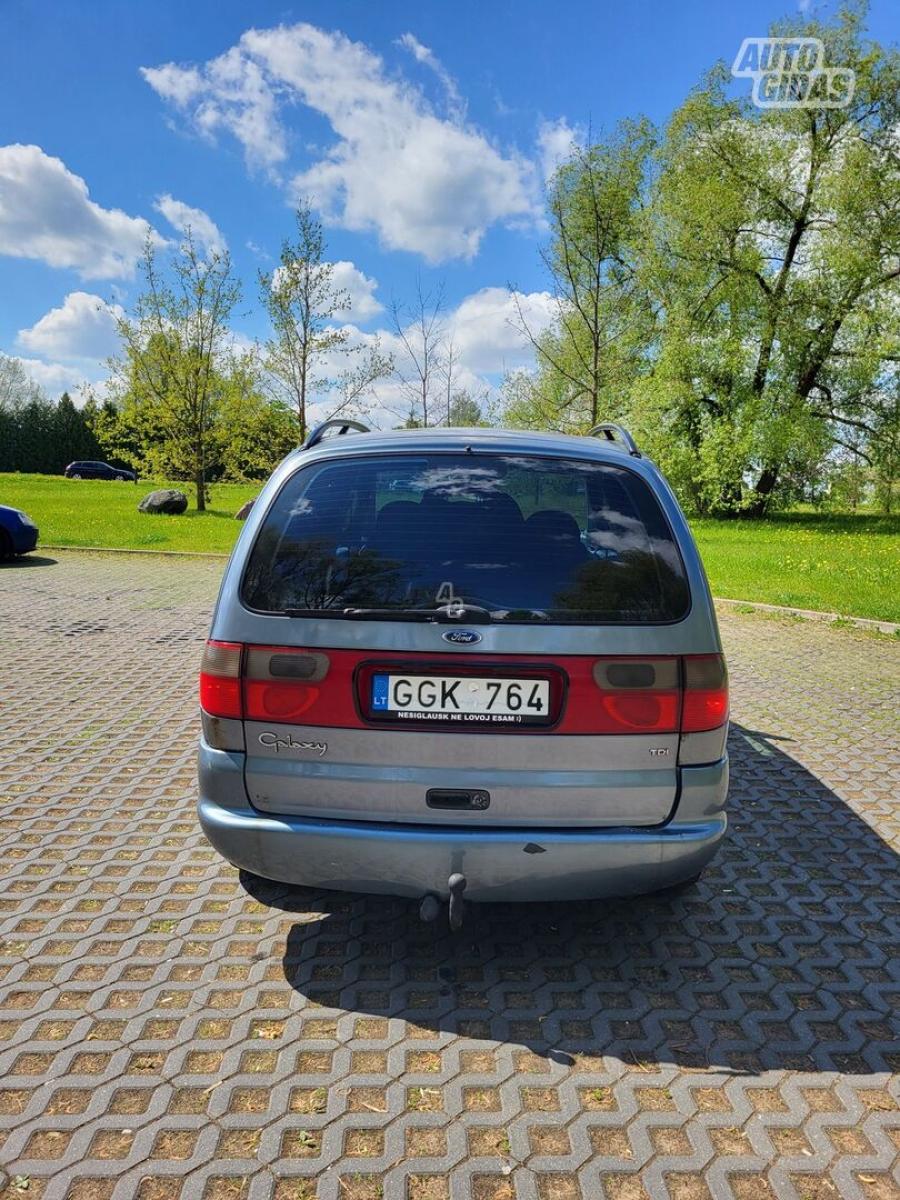 Ford Galaxy 1999 in Panevezys, with an engine capacity of 1.90 L and mileage of 394 thousand km for 1300 €, photo 3 on AUTOMOTO.COM.LV