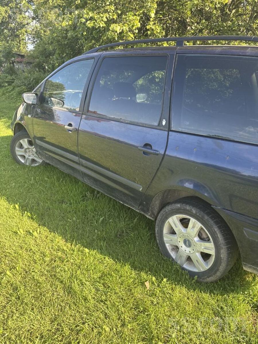 Ford Galaxy 2001 Daugavpils, ar dzinēja tilpumu 1.90 L un nobraukumu 290 tūkst. km par 450 €, foto 1 vietnē AUTOMOTO.COM.LV