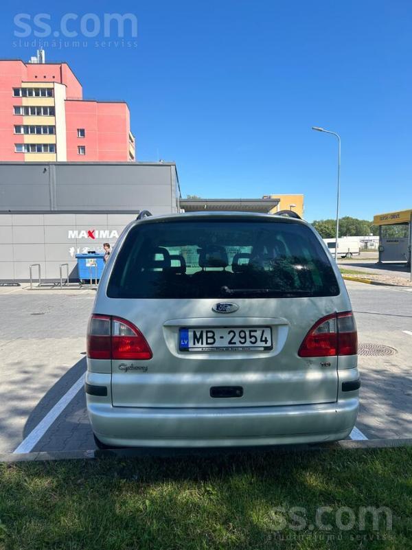 Ford Galaxy 2002 in Liepaja, with an engine capacity of 1.90 L and mileage of 292 thousand km for 1250 €, photo 4 on AUTOMOTO.COM.LV