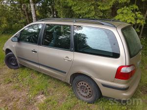 Ford Galaxy 2002 in Riga, with an engine capacity of 2.30 L and mileage of 475 thousand km for 900 €, photo 3 on AUTOMOTO.COM.LV