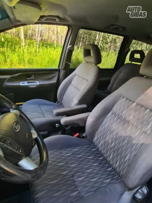 Ford Galaxy 2002 Viļņa, ar dzinēja tilpumu 1.90 L un nobraukumu 284 tūkst. km par 1250 €, foto 17 vietnē AUTOMOTO.COM.LV