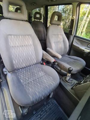 Ford Galaxy 2002 Viļņa, ar dzinēja tilpumu 1.90 L un nobraukumu 284 tūkst. km par 1250 €, foto 34 vietnē AUTOMOTO.COM.LV
