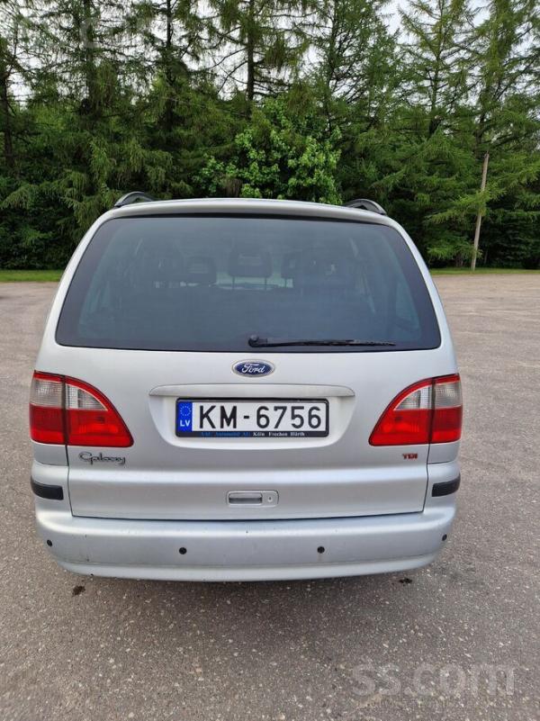 Ford Galaxy 2003 Limbaži, ar dzinēja tilpumu 1.90 L un nobraukumu 307 tūkst. km par 1750 €, foto 4 vietnē AUTOMOTO.COM.LV