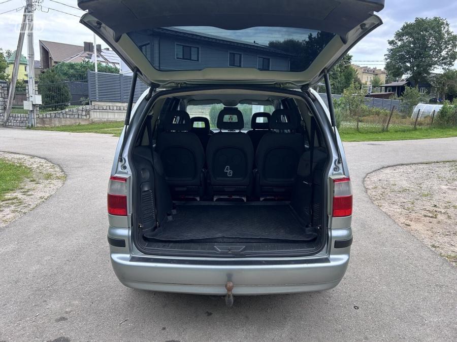 Ford Galaxy 2004 in Siauliai, with an engine capacity of 1.90 L and mileage of 218 thousand km for 1650 €, photo 10 on AUTOMOTO.COM.LV