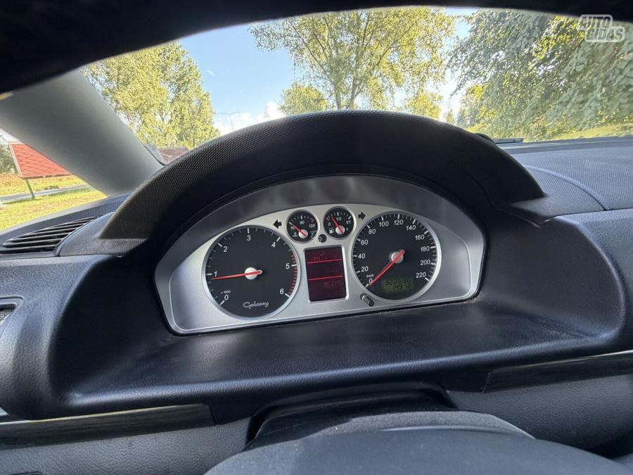 Ford Galaxy 2004 in Klaipeda, with an engine capacity of 1.90 L and mileage of 323 thousand km for 1350 €, photo 8 on AUTOMOTO.COM.LV