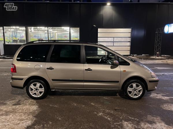 Ford Galaxy 2005 Viļņa, ar dzinēja tilpumu 1.90 L un nobraukumu 261 tūkst. km par 1800 €, foto 1 vietnē AUTOMOTO.COM.LV