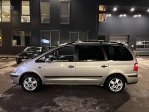 Ford Galaxy 2005 in Vilnius, with an engine capacity of 1.90 L and mileage of 261 thousand km for 1800 €, photo 4 on AUTOMOTO.COM.LV