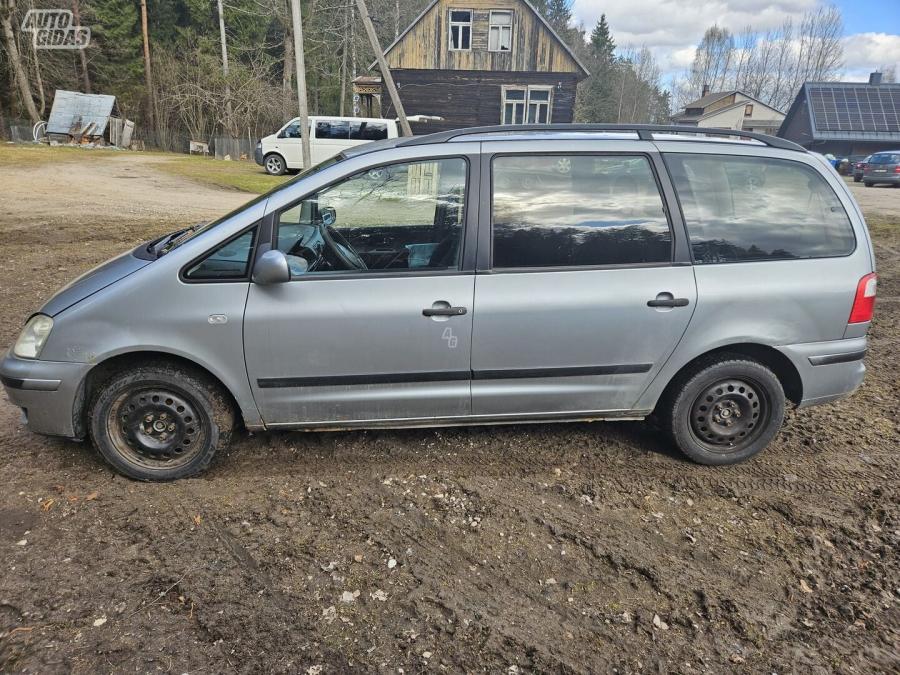 Ford Galaxy 2005 in Prienai, with an engine capacity of 1.90 L and mileage of 412 thousand km for 400 €, photo 4 on AUTOMOTO.COM.LV