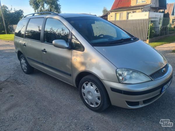 Ford Galaxy 2005 in Klaipeda, with an engine capacity of 2.30 L and mileage of 298 thousand km for 1350 €, photo 1 on AUTOMOTO.COM.LV