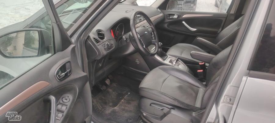 Ford Galaxy 2006 Kauņa, ar dzinēja tilpumu 2.00 L un nobraukumu 310 tūkst. km par 2000 €, foto 5 vietnē AUTOMOTO.COM.LV