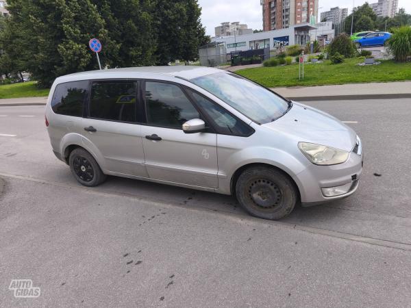 Ford Galaxy 2006 Kauņa, ar dzinēja tilpumu 1.80 L un nobraukumu 320 tūkst. km par 600 €, foto 4 vietnē AUTOMOTO.COM.LV