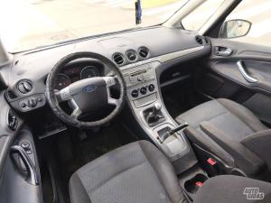 Ford Galaxy 2006 in Kaunas, with an engine capacity of 1.80 L and mileage of 320 thousand km for 600 €, photo 9 on AUTOMOTO.COM.LV