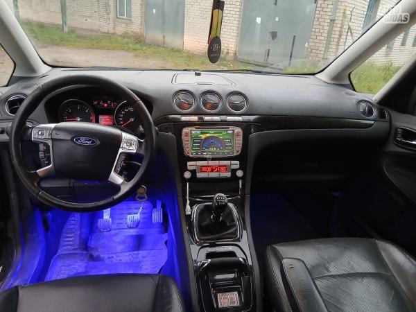 Ford Galaxy 2006 RadviliÅ”kis vietnÄ Ford Galaxy 2006 RadviliÅ”kis, ar dzinÄja tilpumu 2.00 L un nobraukumu 237 tÅ«kst. km par 2350 ā¬, foto 9 vietnÄ AUTOMOTO.COM.LV