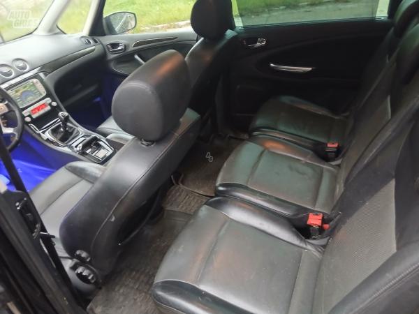 Ford Galaxy 2006 RadviliÅ”kis vietnÄ Ford Galaxy 2006 RadviliÅ”kis, ar dzinÄja tilpumu 2.00 L un nobraukumu 237 tÅ«kst. km par 2350 ā¬, foto 11 vietnÄ AUTOMOTO.COM.LV