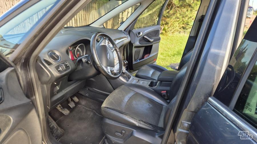 Ford Galaxy 2006 in Kaunas, with an engine capacity of 2.00 L and mileage of 280 thousand km for 2000 €, photo 11 on AUTOMOTO.COM.LV