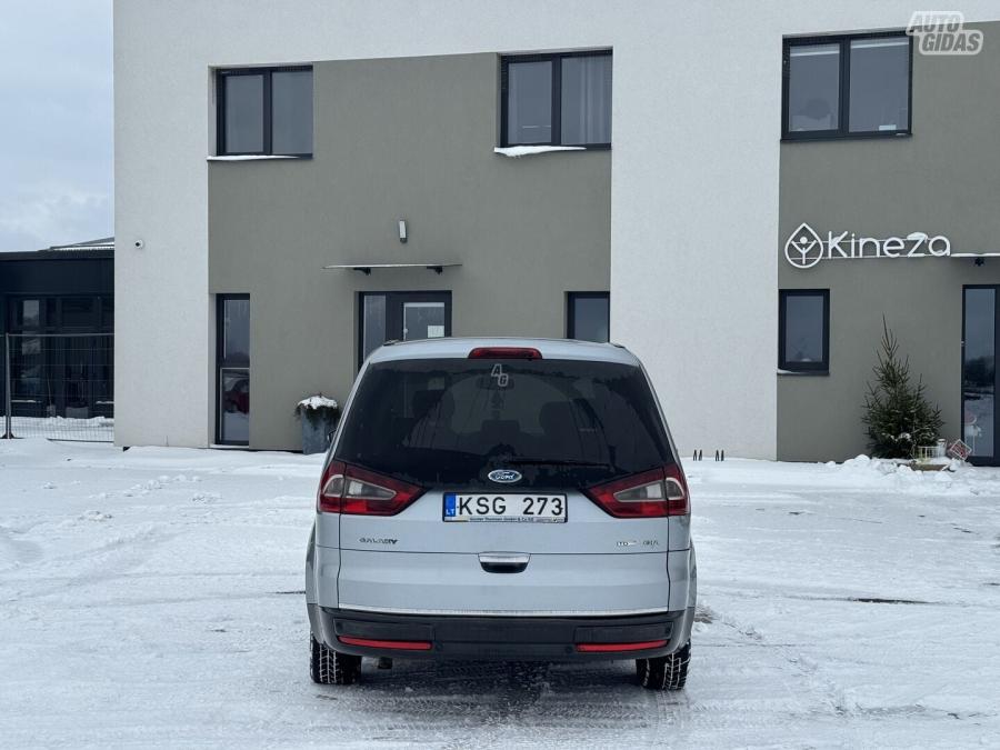 Ford Galaxy 2007 in Kaunas, with an engine capacity of 2.00 L and mileage of 334 thousand km for 2800 €, photo 5 on AUTOMOTO.COM.LV