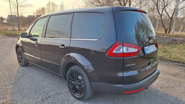 Ford Galaxy 2007 Lazdijai, ar dzinēja tilpumu 2.00 L un nobraukumu 270 tūkst. km par 3100 €, foto 4 vietnē AUTOMOTO.COM.LV