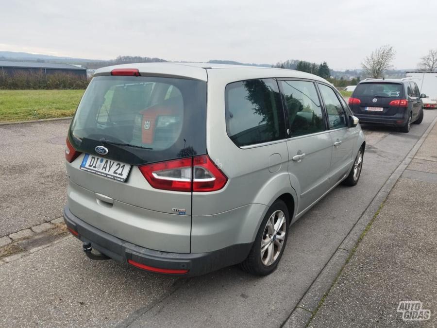 Ford Galaxy 2008 in Druskininkai, with an engine capacity of 2.00 L and mileage of 250 thousand km for 4400 €, photo 4 on AUTOMOTO.COM.LV