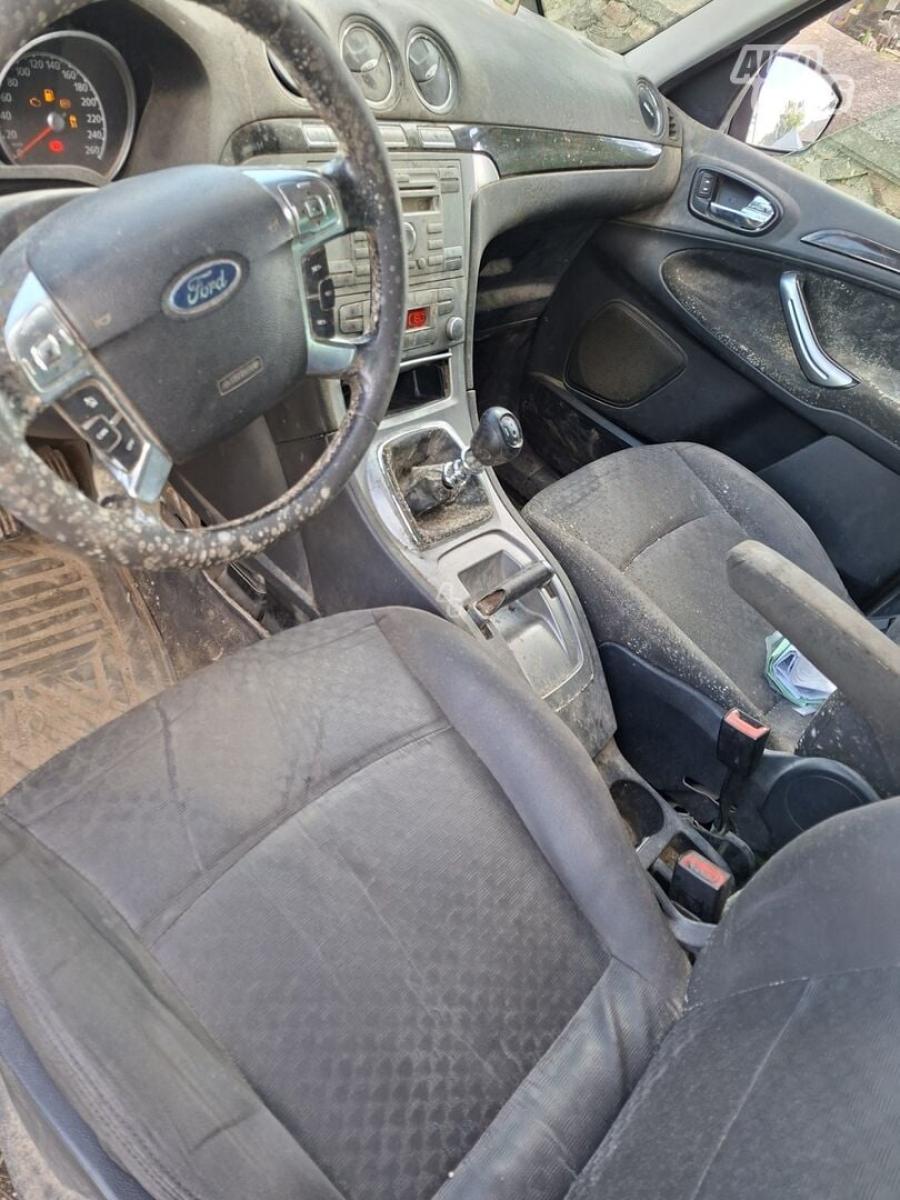 Ford Galaxy 2008 Telšiai, ar dzinēja tilpumu 1.80 L un nobraukumu 300 tūkst. km par 1000 €, foto 8 vietnē AUTOMOTO.COM.LV