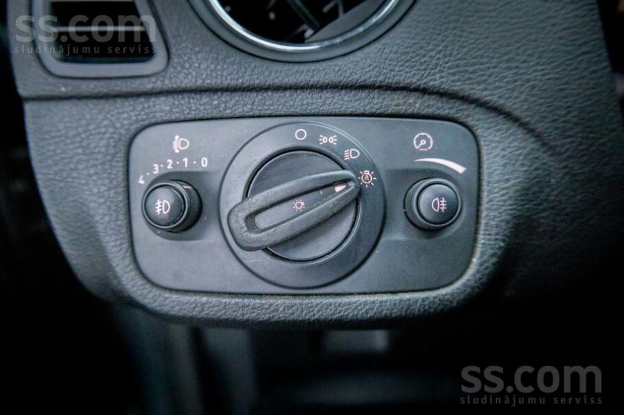 Ford Galaxy 2008 Rīga, ar dzinēja tilpumu 2.00 L un nobraukumu 297 tūkst. km par 4490 €, foto 15 vietnē AUTOMOTO.COM.LV