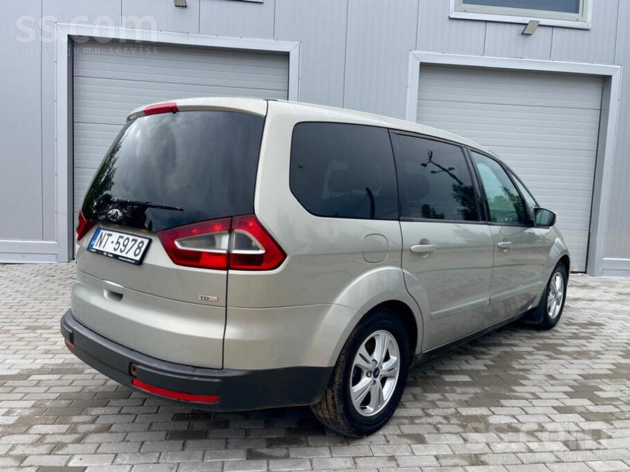 Ford Galaxy 2009 Rīga, ar dzinēja tilpumu 2.00 L un nobraukumu 0 tūkst. km par 3200 €, foto 5 vietnē AUTOMOTO.COM.LV