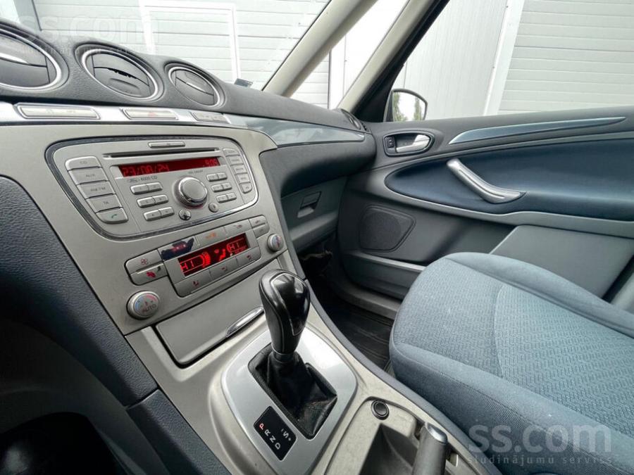 Ford Galaxy 2009 Rīga, ar dzinēja tilpumu 2.00 L un nobraukumu 0 tūkst. km par 3200 €, foto 11 vietnē AUTOMOTO.COM.LV