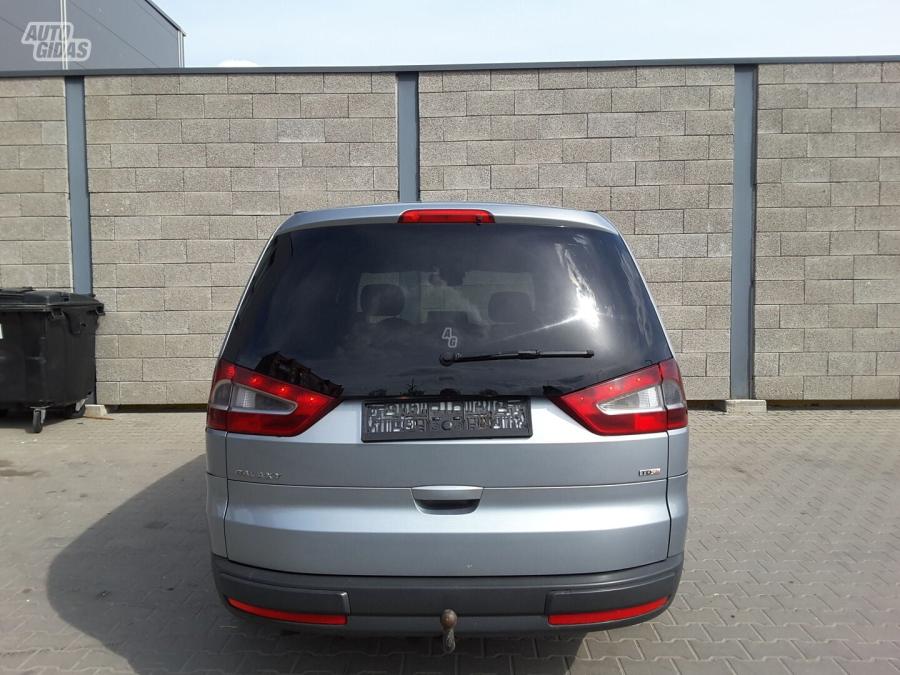 Ford Galaxy 2009 Kretinga, ar dzinēja tilpumu 2.00 L un nobraukumu 322 tūkst. km par 3650 €, foto 9 vietnē AUTOMOTO.COM.LV