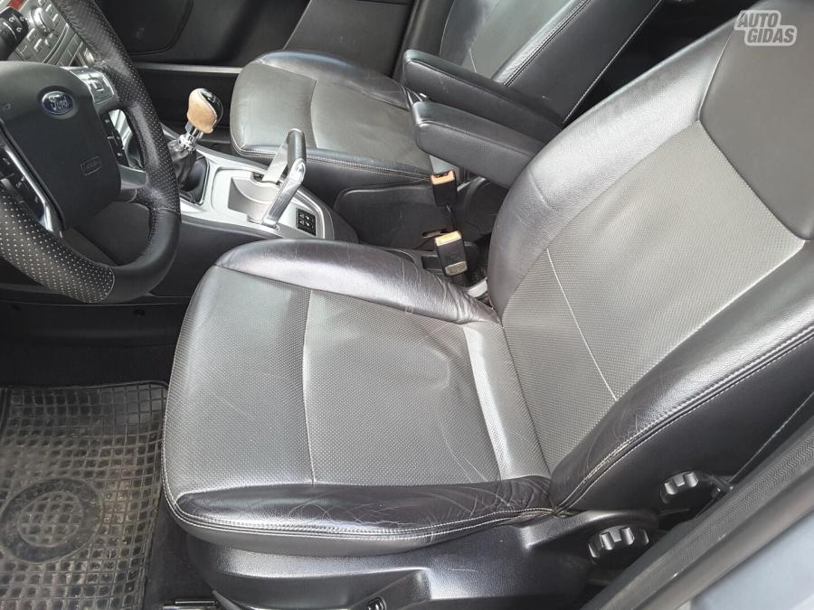 Ford Galaxy 2009 Kretinga, ar dzinēja tilpumu 2.00 L un nobraukumu 322 tūkst. km par 3650 €, foto 20 vietnē AUTOMOTO.COM.LV