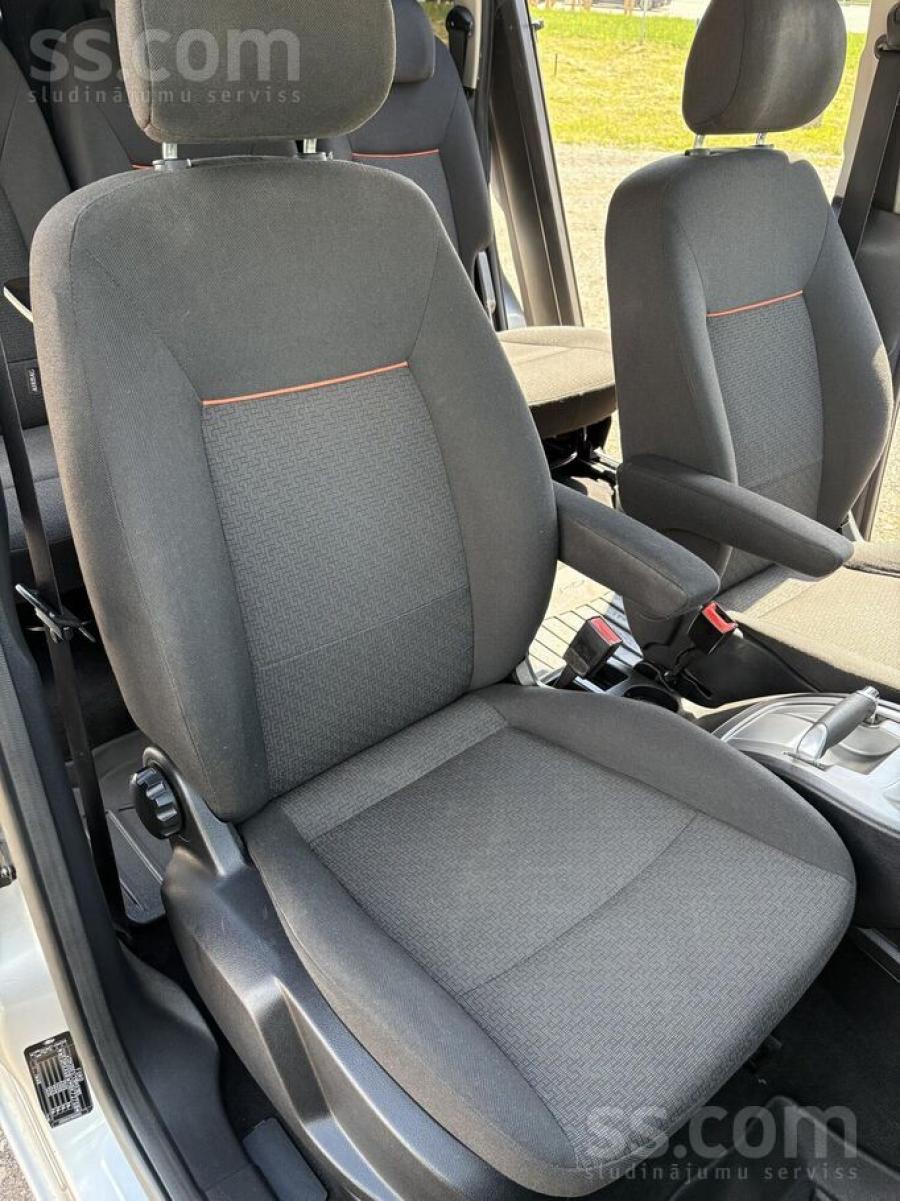Ford Galaxy 2009 Daugavpils, ar dzinēja tilpumu 2.00 L un nobraukumu 280 tūkst. km par 4750 €, foto 24 vietnē AUTOMOTO.COM.LV