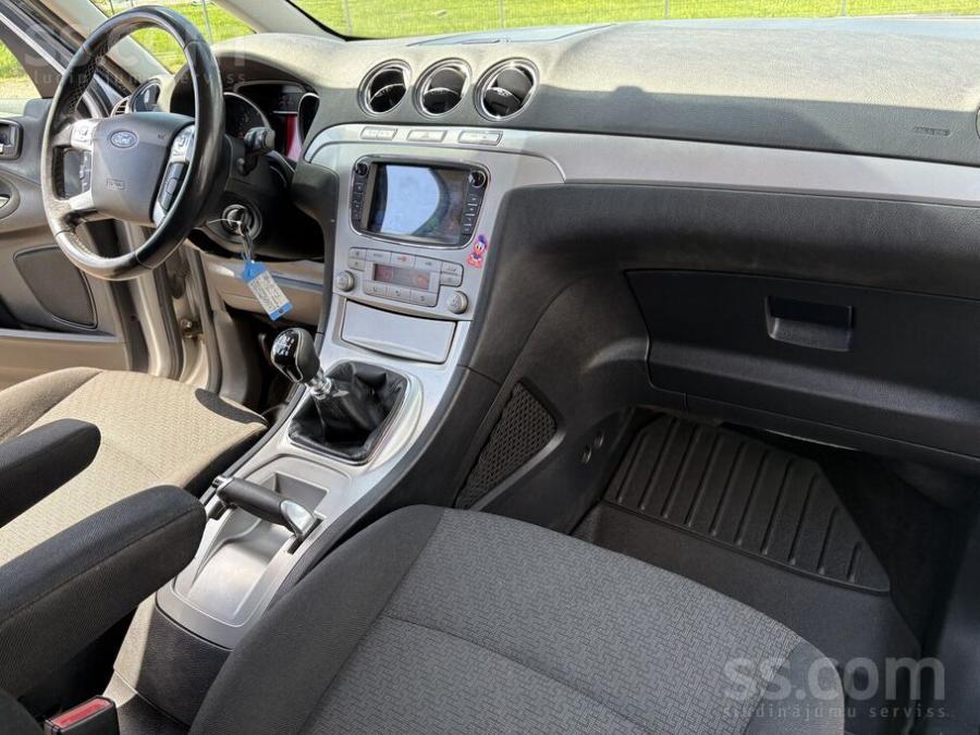 Ford Galaxy 2009 Daugavpils, ar dzinēja tilpumu 2.00 L un nobraukumu 280 tūkst. km par 4750 €, foto 25 vietnē AUTOMOTO.COM.LV