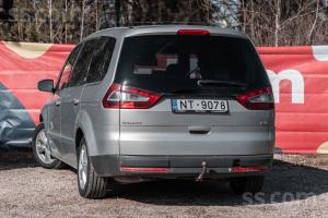 Ford Galaxy 2009 Rīga, ar dzinēja tilpumu 2.00 L un nobraukumu 298 tūkst. km par 2700 €, foto 5 vietnē AUTOMOTO.COM.LV