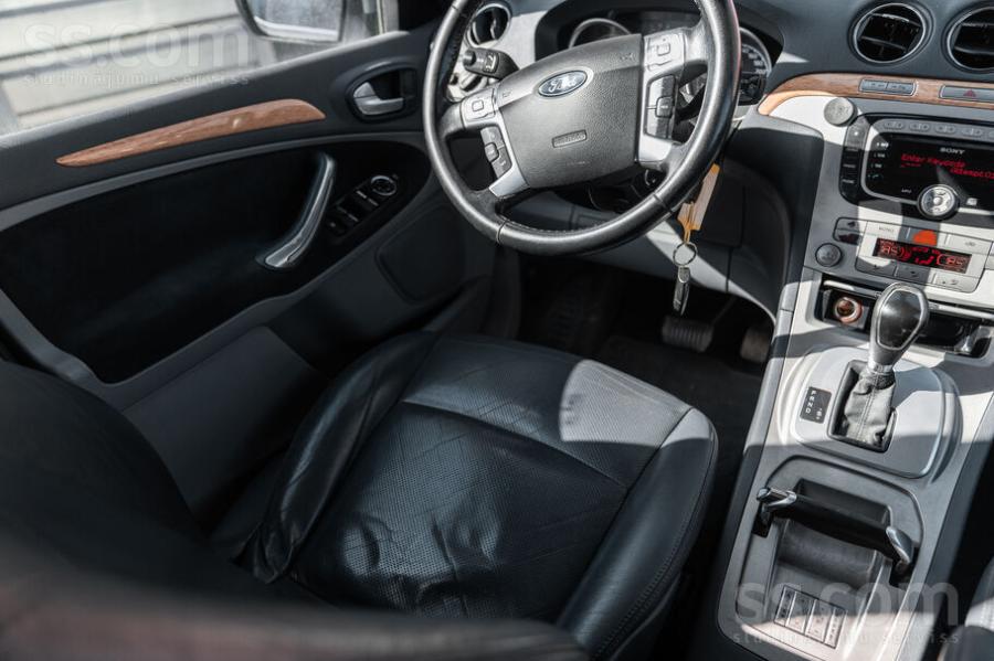 Ford Galaxy 2009 Rīga, ar dzinēja tilpumu 2.00 L un nobraukumu 298 tūkst. km par 2700 €, foto 7 vietnē AUTOMOTO.COM.LV