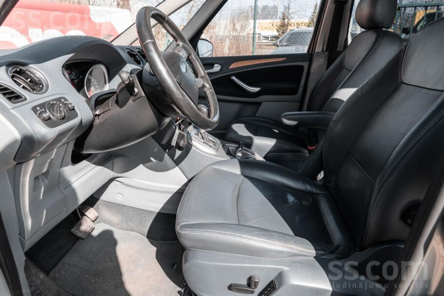Ford Galaxy 2009 Rīga, ar dzinēja tilpumu 2.00 L un nobraukumu 298 tūkst. km par 2700 €, foto 9 vietnē AUTOMOTO.COM.LV