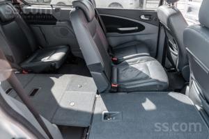Ford Galaxy 2009 Rīga, ar dzinēja tilpumu 2.00 L un nobraukumu 298 tūkst. km par 2700 €, foto 18 vietnē AUTOMOTO.COM.LV