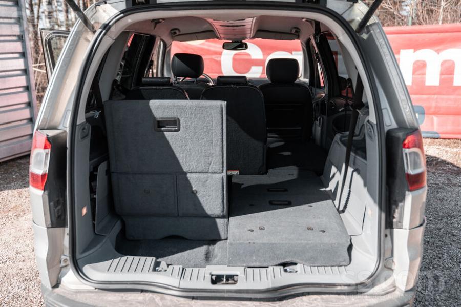 Ford Galaxy 2009 Rīga, ar dzinēja tilpumu 2.00 L un nobraukumu 298 tūkst. km par 2700 €, foto 21 vietnē AUTOMOTO.COM.LV