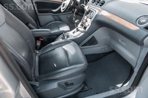 Ford Galaxy 2009 Rīga, ar dzinēja tilpumu 2.00 L un nobraukumu 298 tūkst. km par 2700 €, foto 23 vietnē AUTOMOTO.COM.LV
