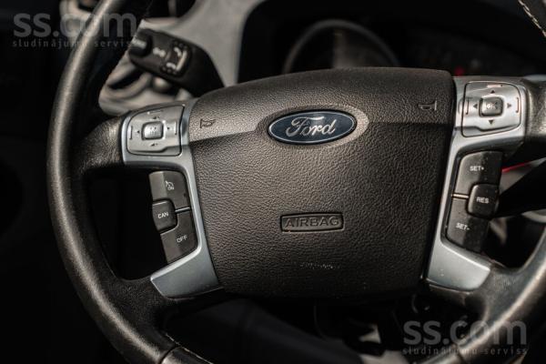 Ford Galaxy 2009 Rīga, ar dzinēja tilpumu 2.00 L un nobraukumu 298 tūkst. km par 2600 €, foto 10 vietnē AUTOMOTO.COM.LV