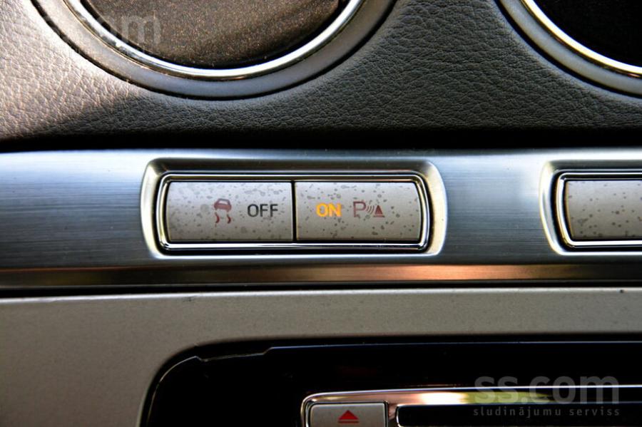 Ford Galaxy 2009 in Riga, with an engine capacity of 2.00 L and mileage of 290 thousand km for 4750 €, photo 8 on AUTOMOTO.COM.LV