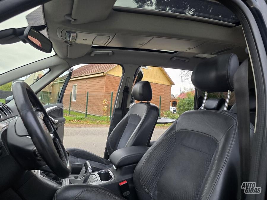 Ford Galaxy 2009 in Radviliskis, with an engine capacity of 2.20 L and mileage of 383 thousand km for 2850 €, photo 13 on AUTOMOTO.COM.LV
