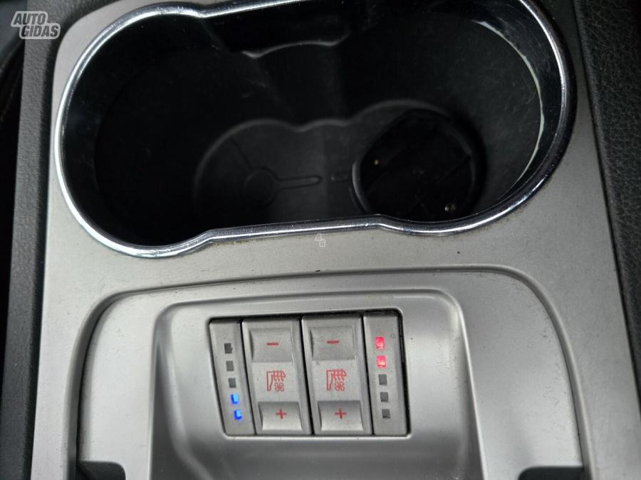 Ford Galaxy 2009 in Radviliskis, with an engine capacity of 2.20 L and mileage of 383 thousand km for 2850 €, photo 24 on AUTOMOTO.COM.LV