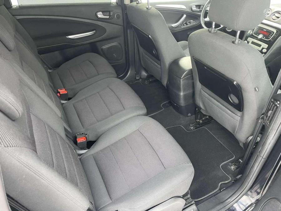 Ford Galaxy 2010 in Panevezys, with an engine capacity of 2.00 L and mileage of 263 thousand km for 4600 €, photo 13 on AUTOMOTO.COM.LV