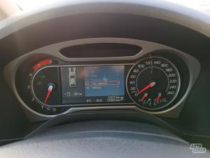 Ford Galaxy 2010 in Klaipeda, with an engine capacity of 2.00 L and mileage of 238 thousand km for 2950 €, photo 13 on AUTOMOTO.COM.LV