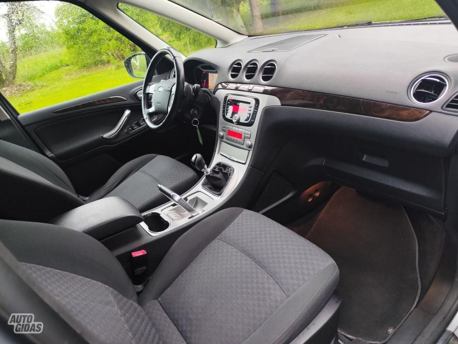 Ford Galaxy 2010 Mažeikiai, ar dzinēja tilpumu 2.00 L un nobraukumu 228 tūkst. km par 5100 €, foto 13 vietnē AUTOMOTO.COM.LV