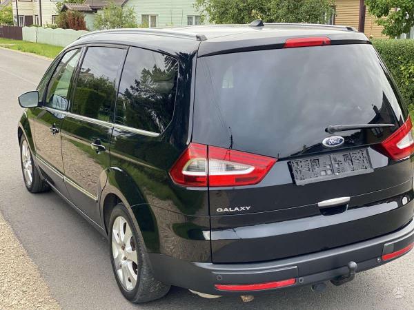 Ford Galaxy 2011 Panevēža, ar dzinēja tilpumu 2.00 L un nobraukumu 262 tūkst. km par 5800 €, foto 4 vietnē AUTOMOTO.COM.LV